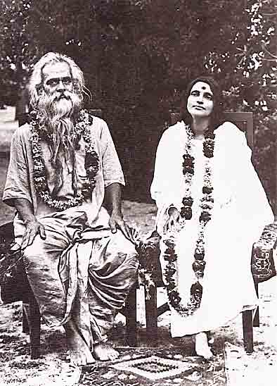 Sri Sri Anandamayi Ma Pictures