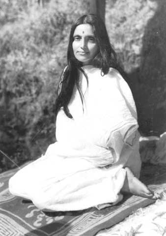 Sri Sri Anandamayi Ma Pictures