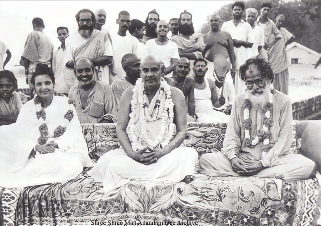 Sri Ma Anandamayi » Swami Sivananda